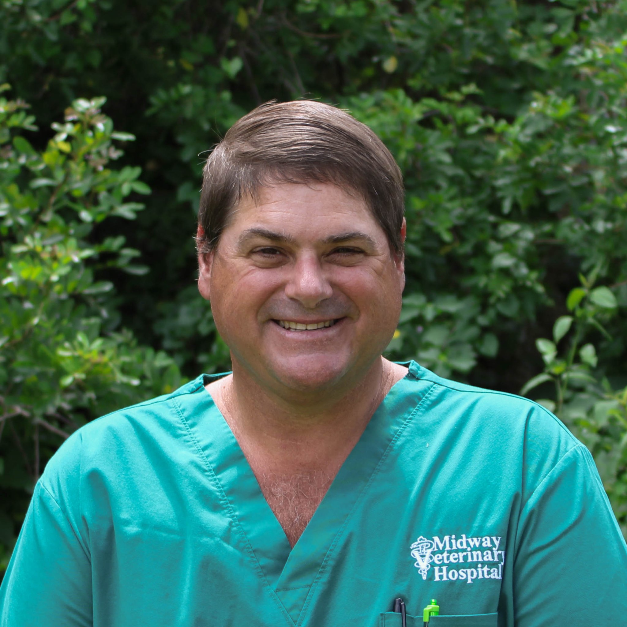 Meet The Staff – Midwayvet.net